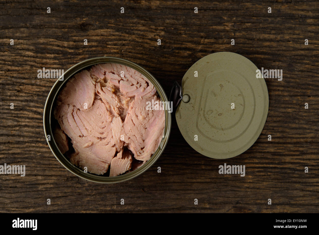 Canned tuna hi-res stock photography and images - Alamy