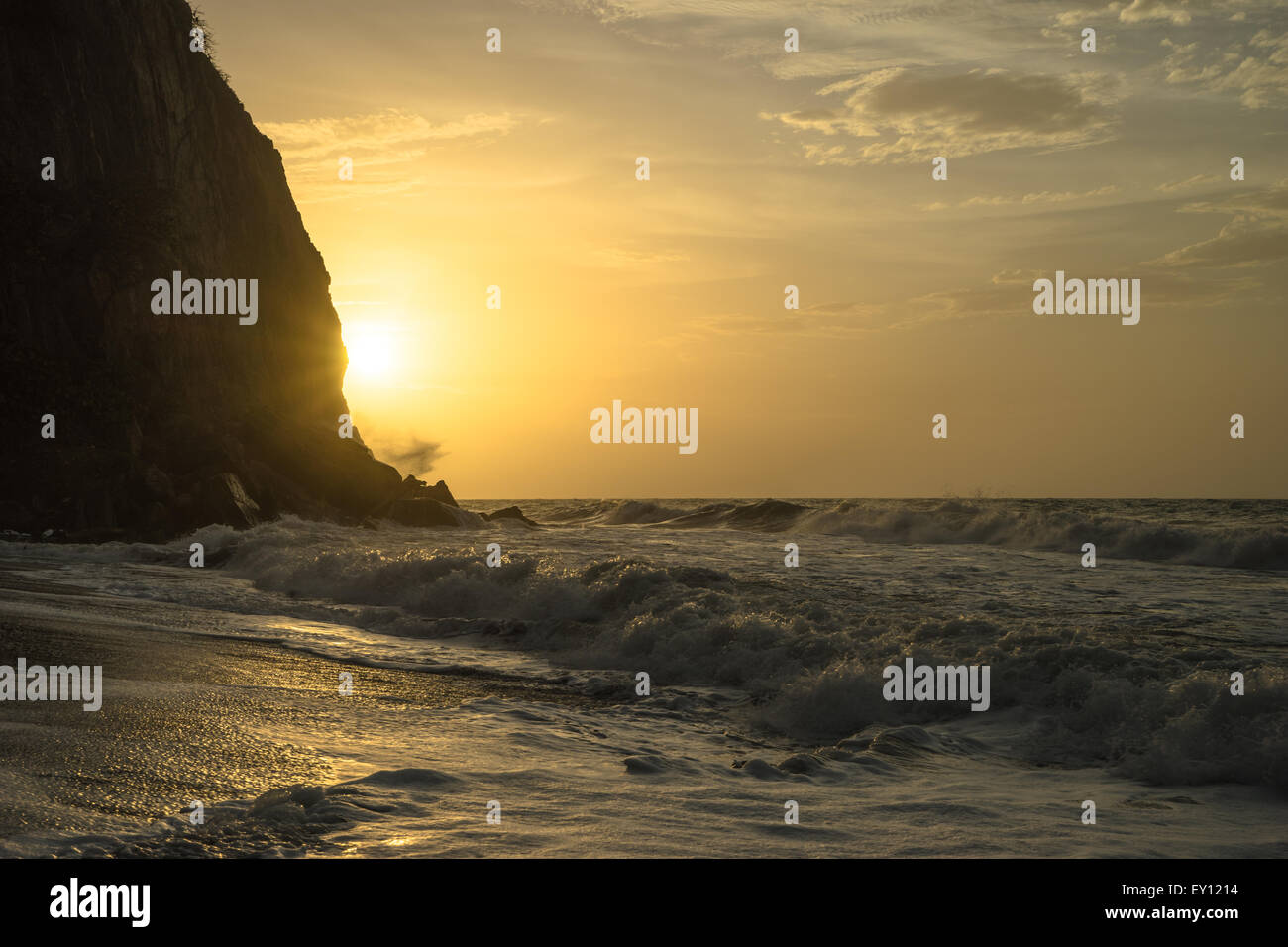 Sunset caribbean sea colombia hi-res stock photography and images - Alamy