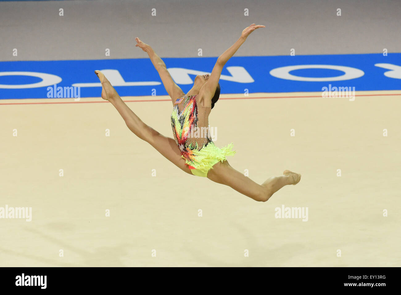 2015 rhythmic gymnastics hi-res stock photography and images - Alamy