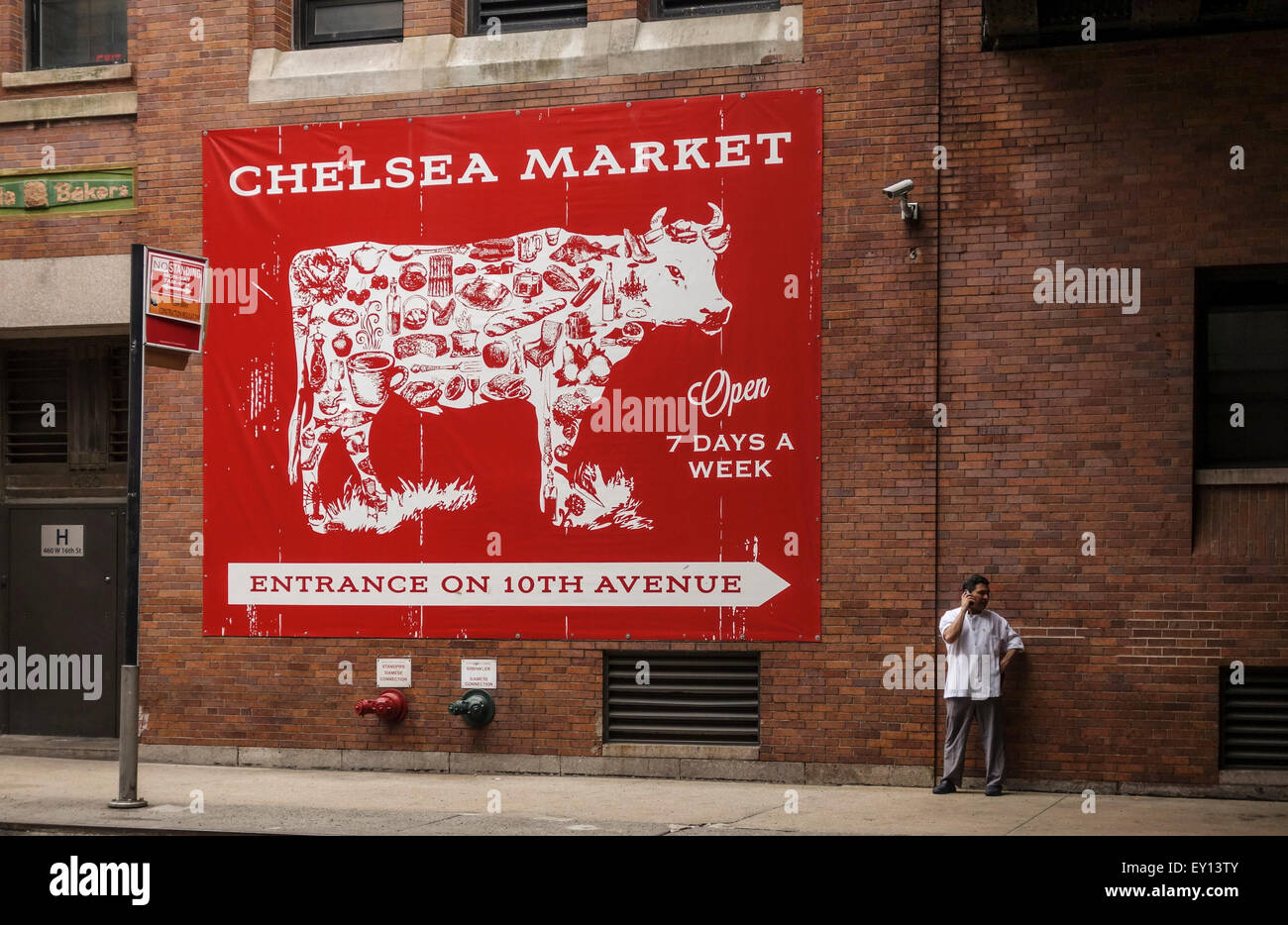 Chelsea market new york sign hi-res stock photography and images - Alamy