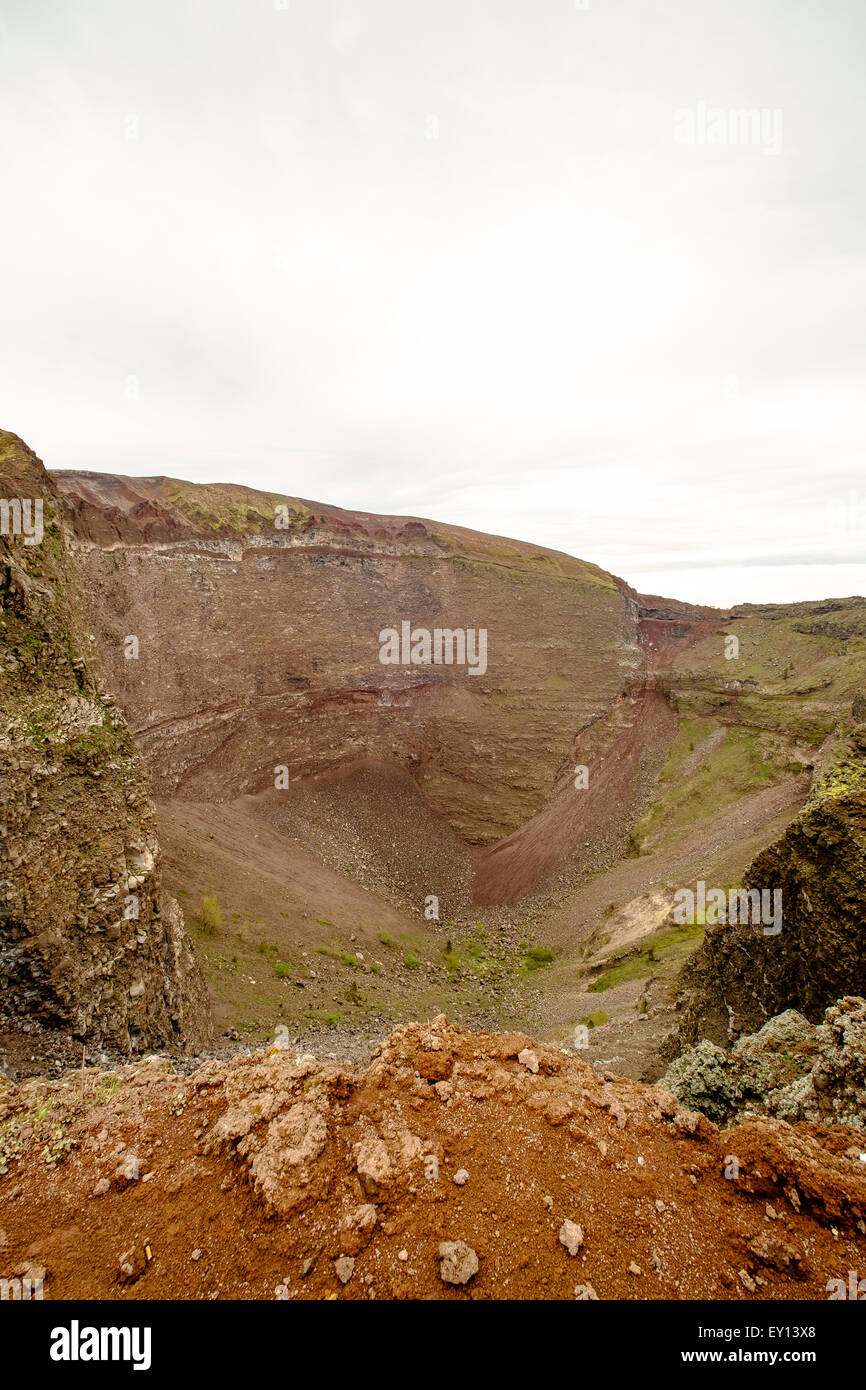 The crater of Mt. Vesuvius in Campania, Italy Stock Photo - Alamy