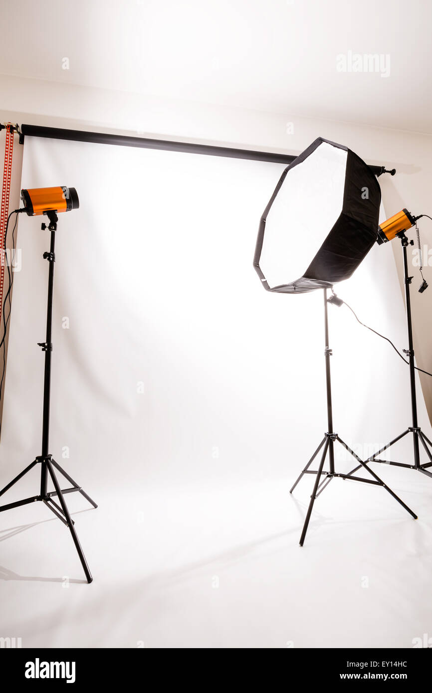 Backdrop for filming hi-res stock photography and images - Alamy