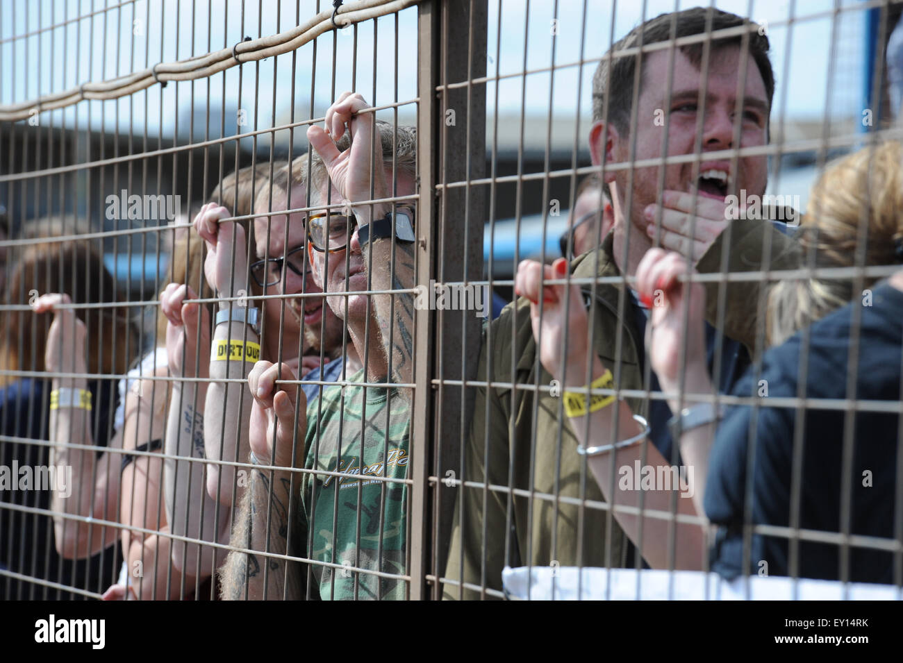 Kings Lynn, Norfolk, UK. 18th July, 2015. Crowds enjoy Dirt Quake IV ...