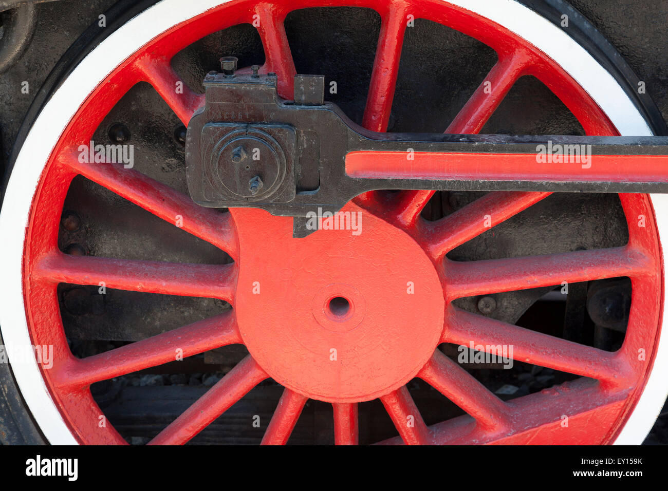 Pescara Railway station: old engine Stock Photo - Alamy
