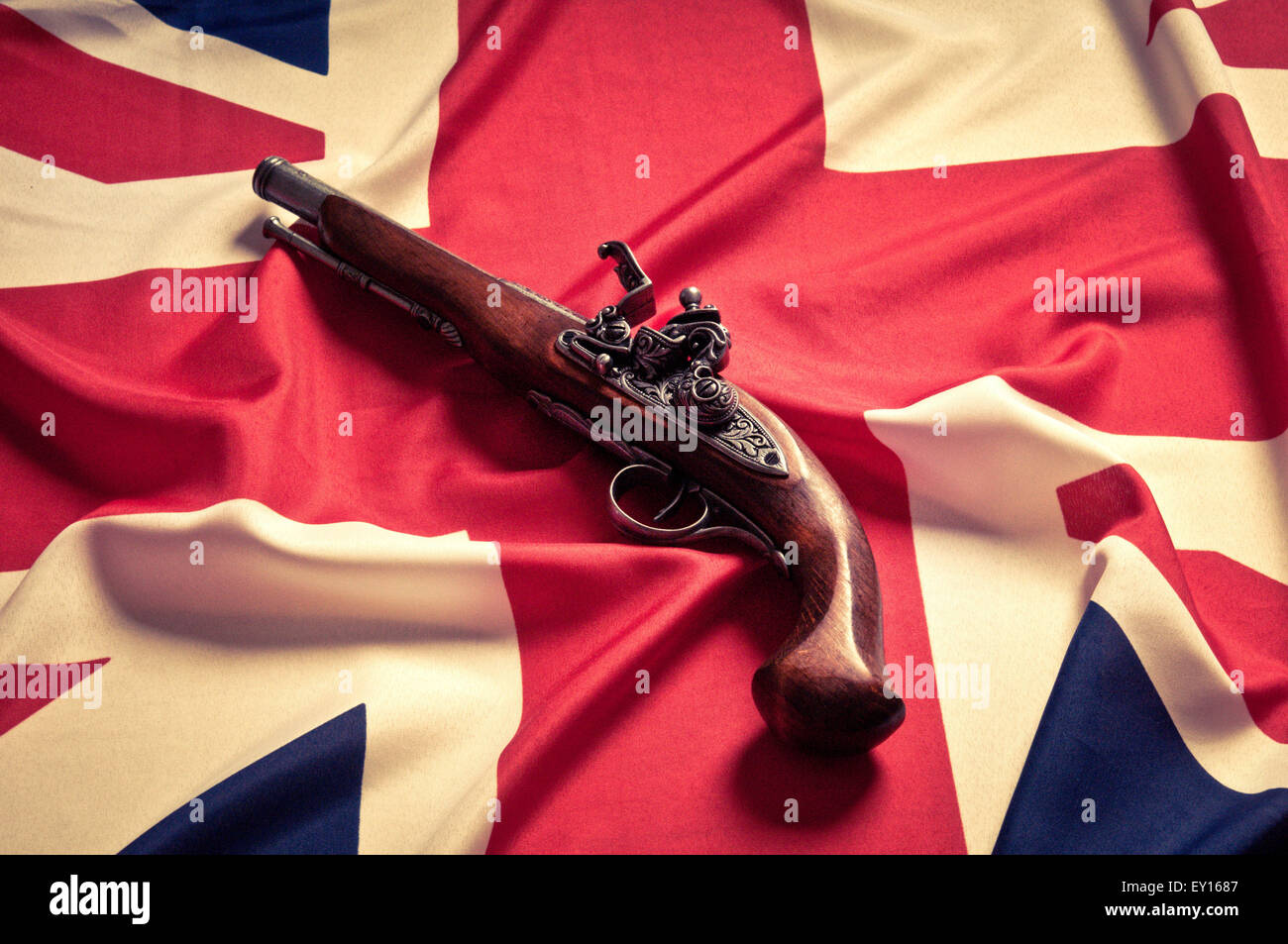 UK flag and flintlock gun Stock Photo - Alamy
