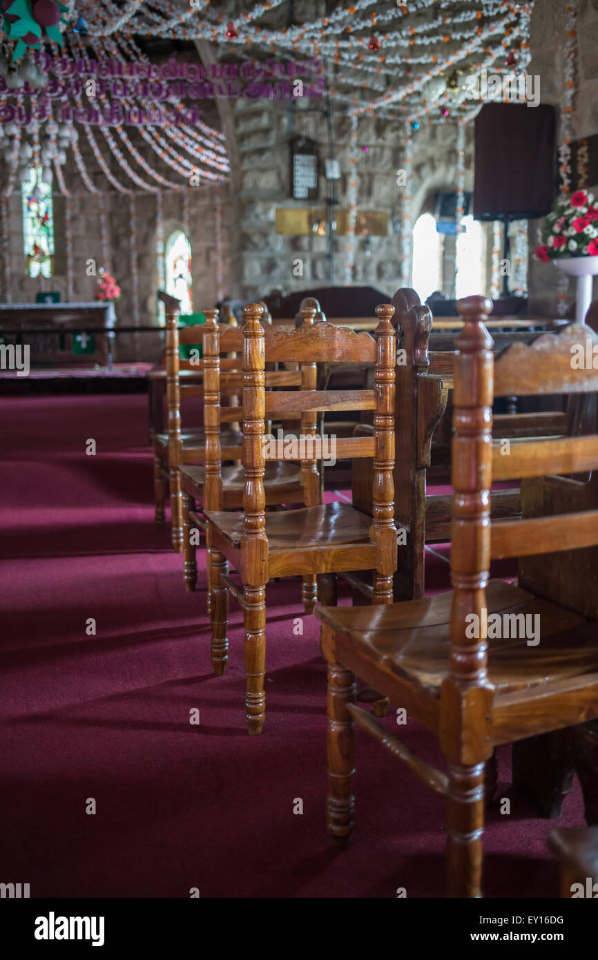 Interior view of a modern church Stock Photo - Alamy