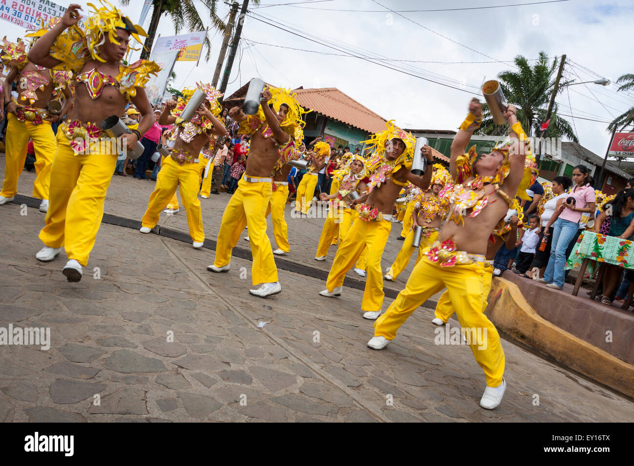 Carnival dancers performing at I Carnaval Acuático of San Carlos Río ...