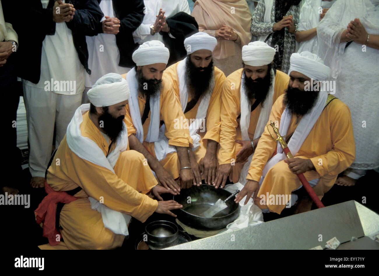 Amrit ceremony hi-res stock photography and images - Alamy