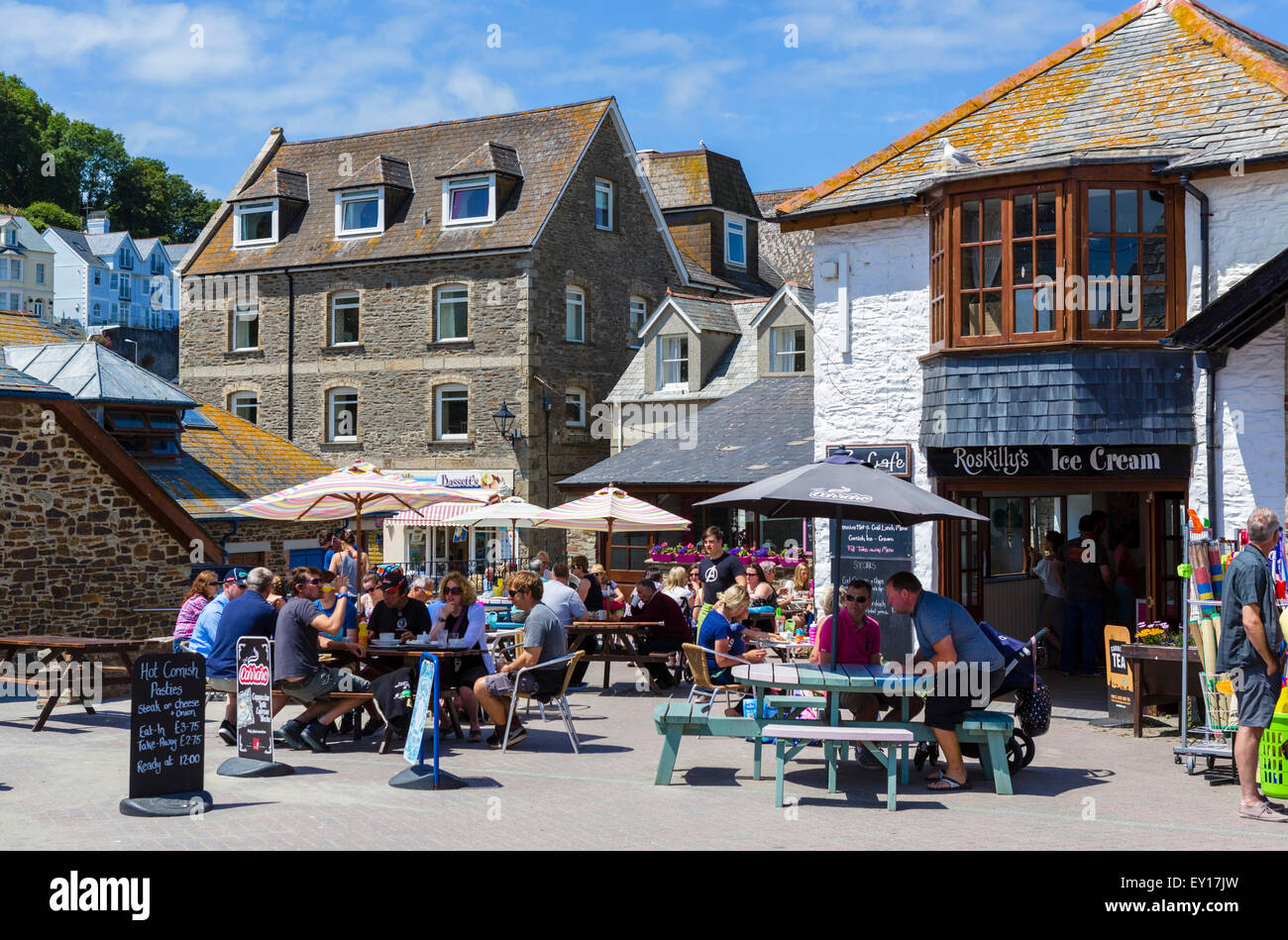 Cafe looe hi-res stock photography and images - Alamy