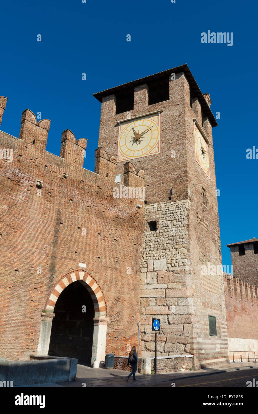 Castle Vecchio or Castello Scaligero in Verona, Italy Stock Photo - Alamy