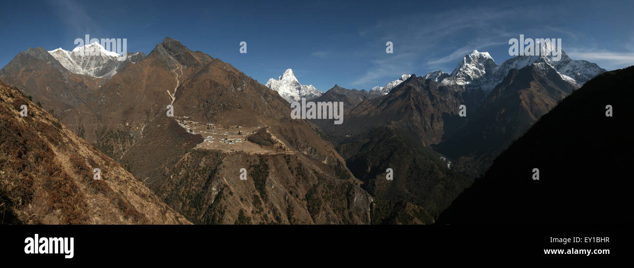 Panorama of the Himalayas pictured from Mong La Pass (3,973 m) in ...