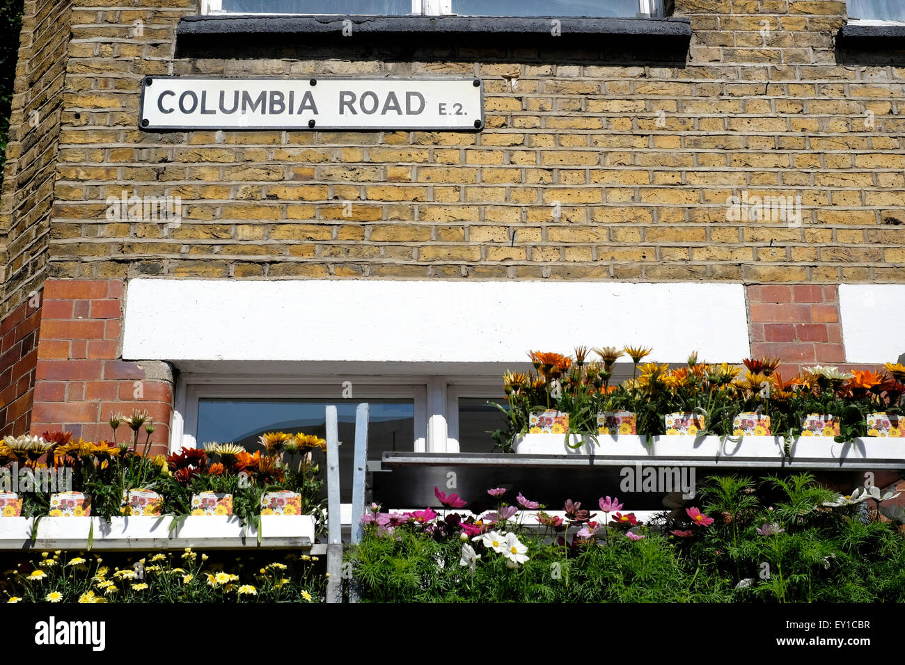 Columbia Road street sign Stock Photo - Alamy