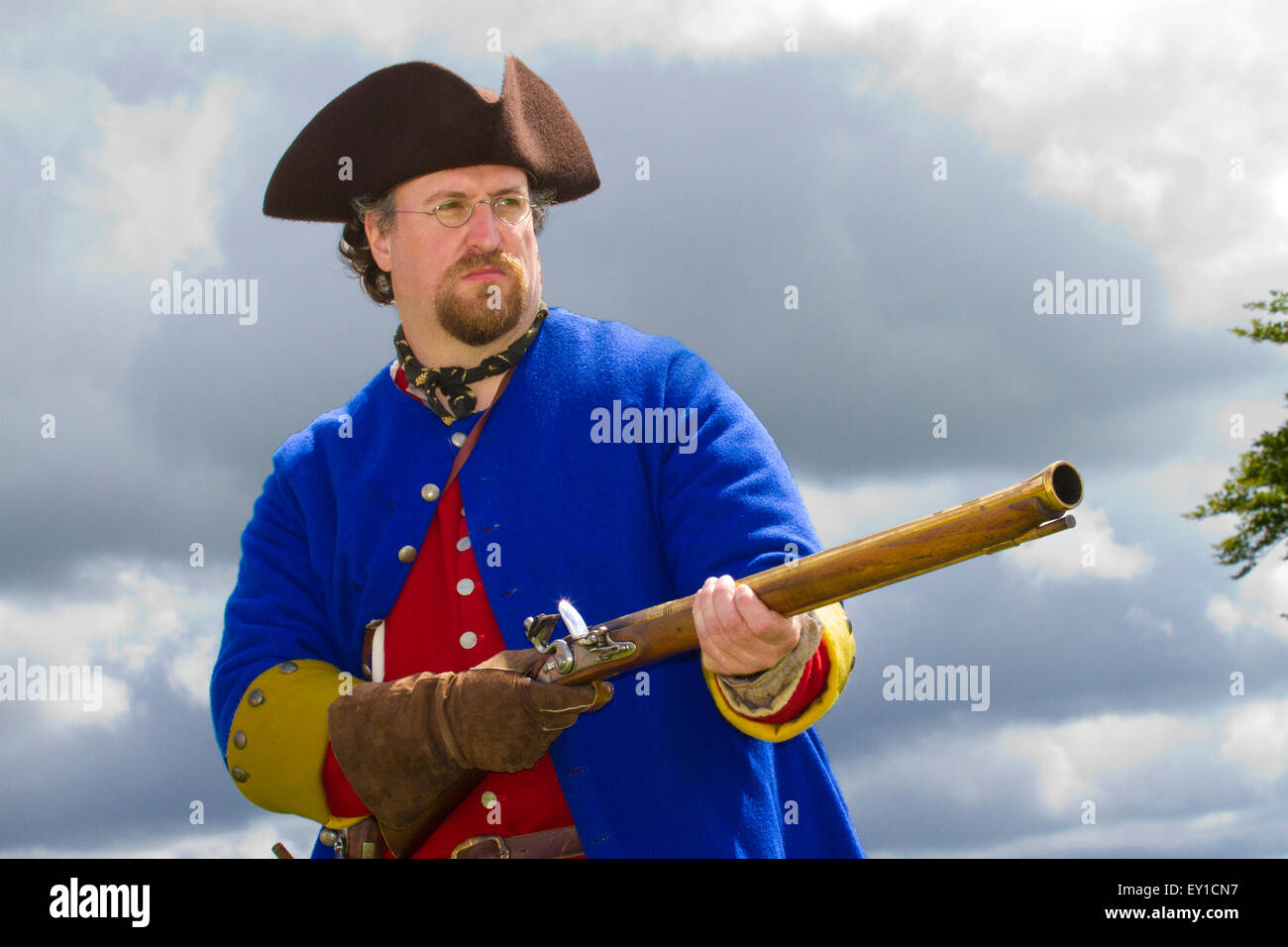 redcoat Jacobite rebellion weapon weapons gun guns firing tricorn hats ...