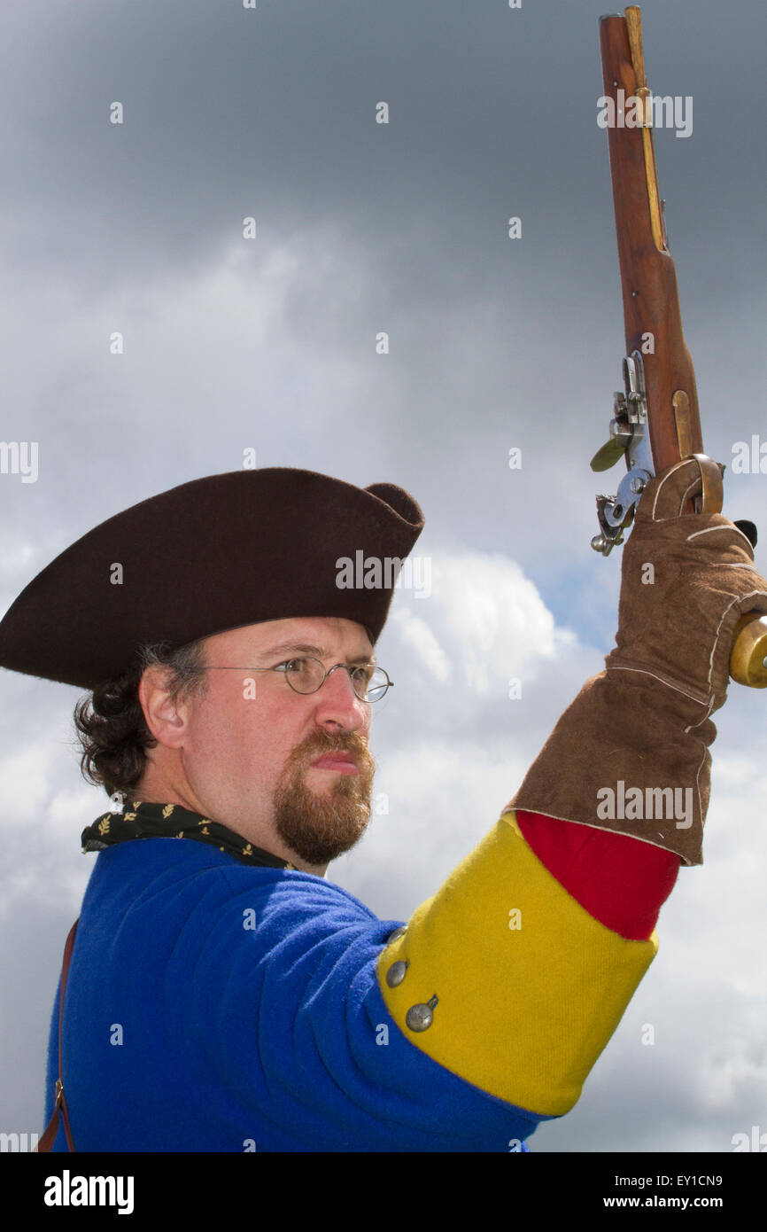 redcoat Jacobite rebellion weapon weapons gun guns firing tricorn hats ...