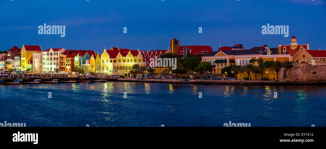 Entrance to the Sint Anna Bay of Willemstad Curacao by night Stock ...