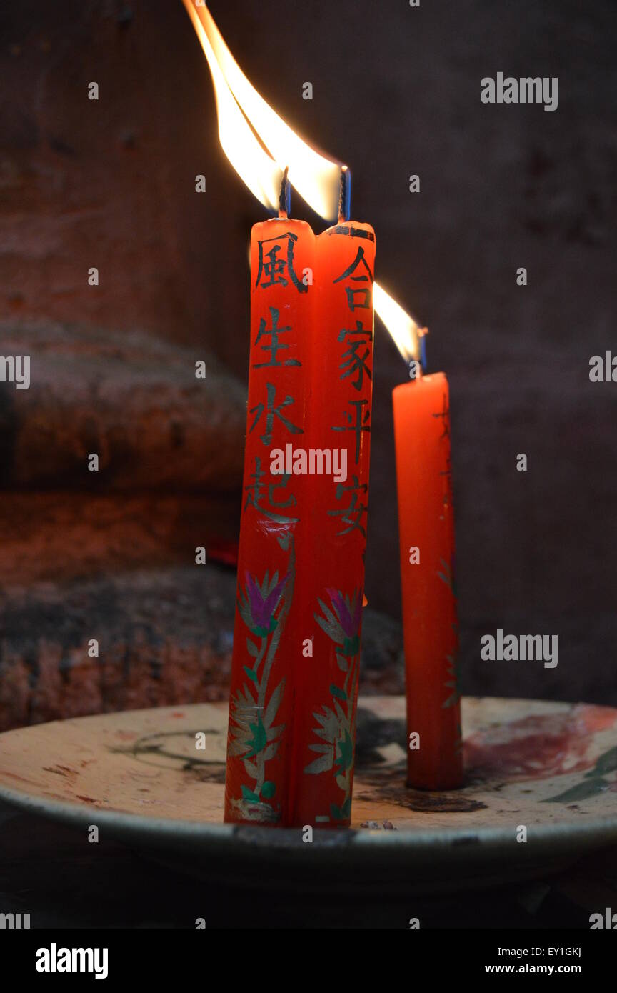 Religious candles hi-res stock photography and images - Alamy