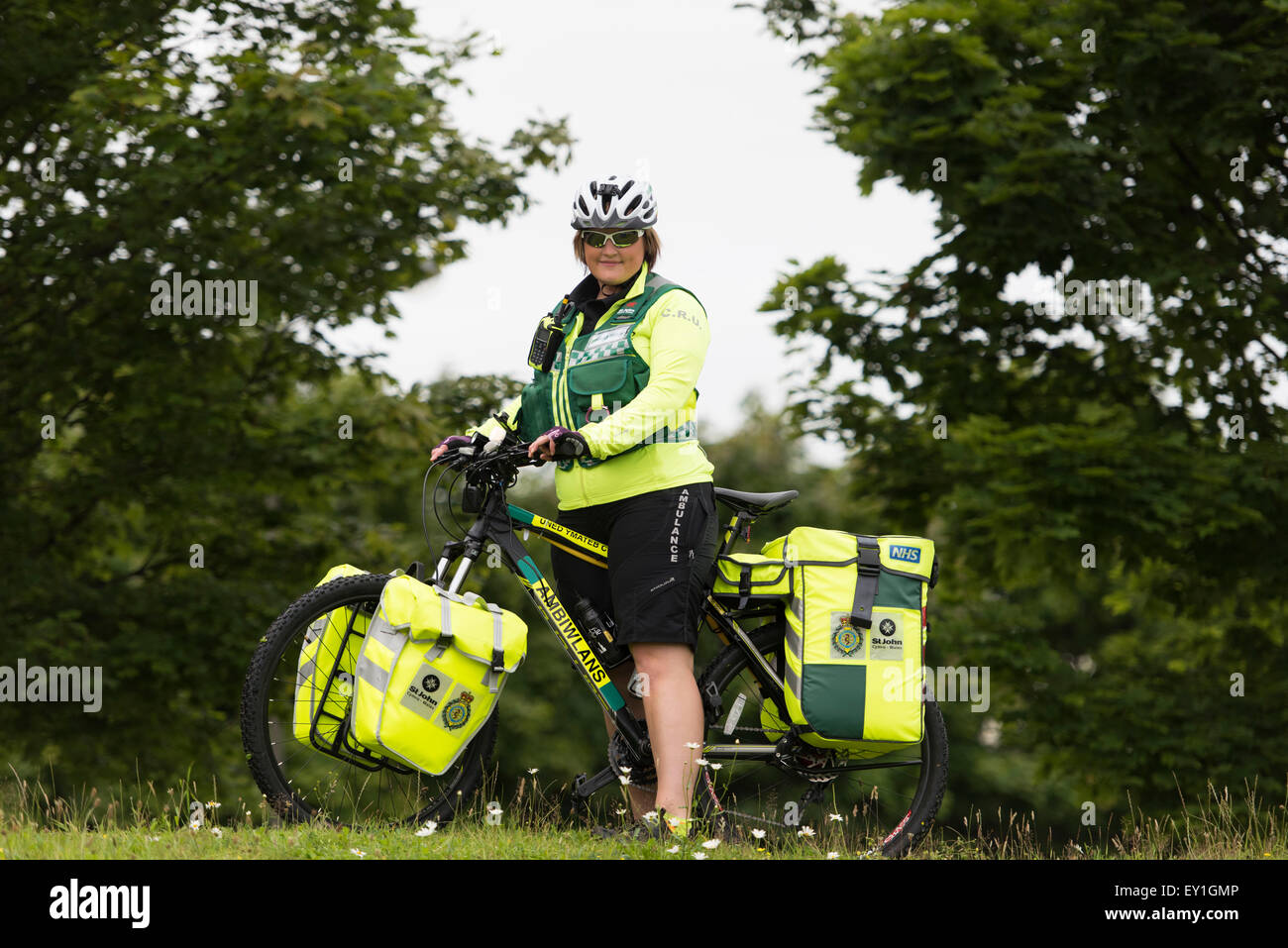 A St. John Ambulance cycle first responder on a bike Stock Photo - Alamy