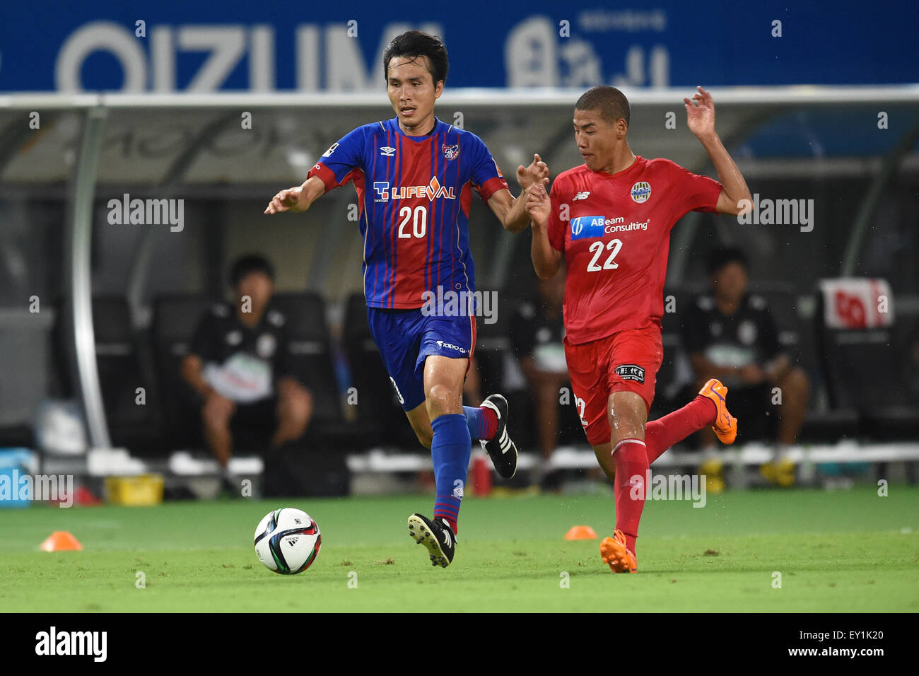 Ajinomoto stadium, Tokyo, Japan. 19th July, 2015. (L-R) Ryoichi Maeda ...
