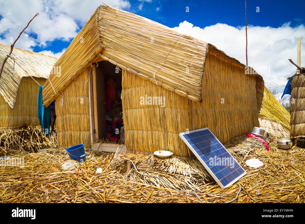 Hut with solar panels - regenerative energy system Stock Photo - Alamy