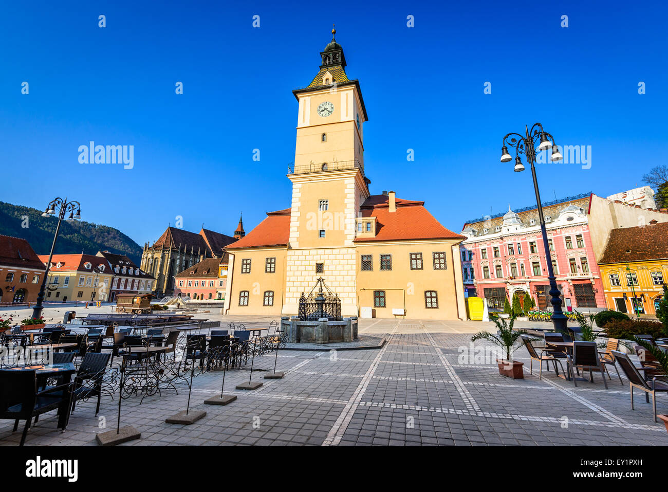 Brasov, Transylvania, Romania. Sunrise scenery with Main Square ...