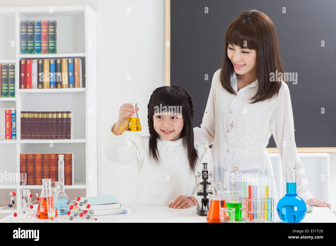 Lab girl hi-res stock photography and images - Alamy