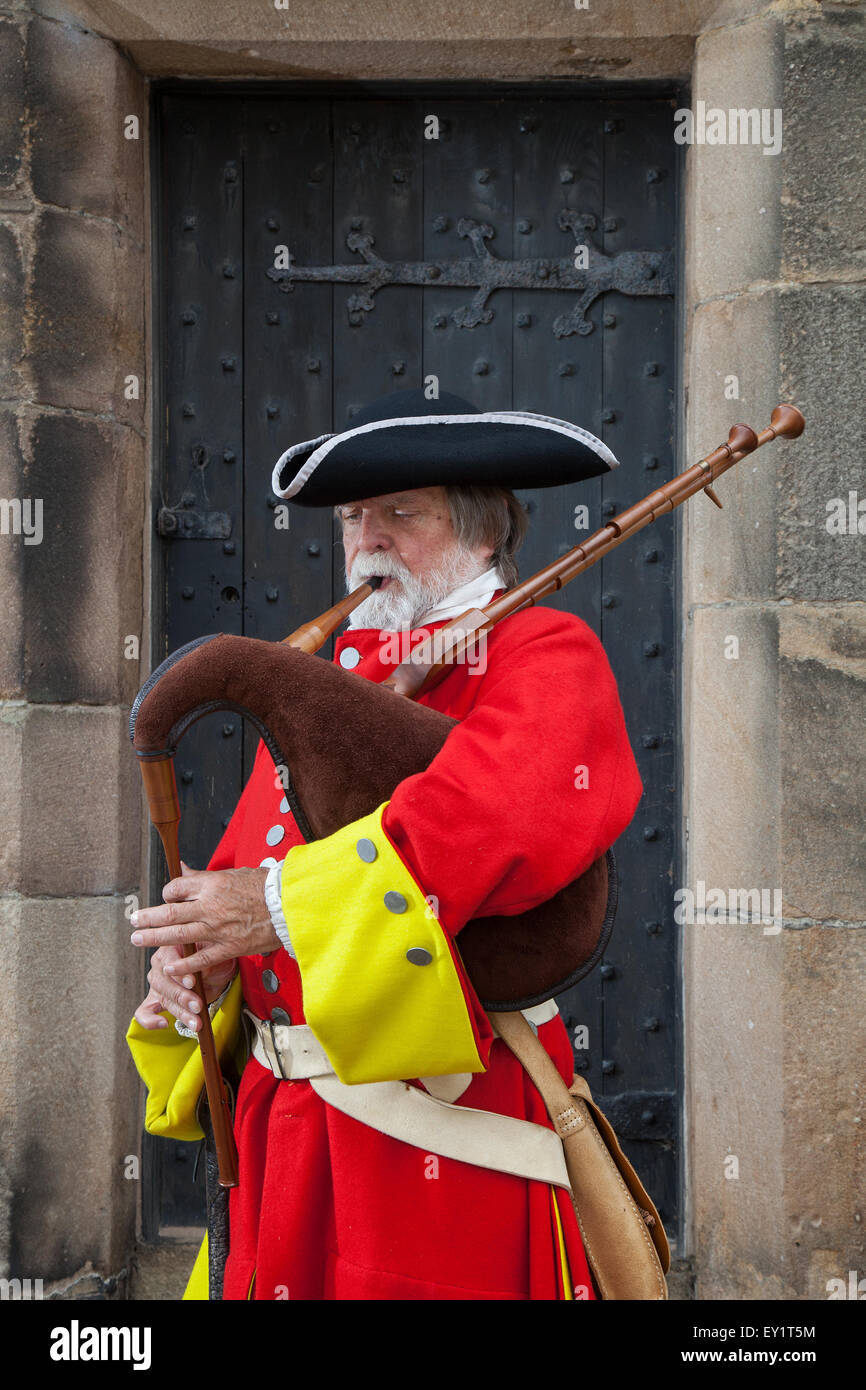 Hoghton Towers, Chorley, Lancashire, UK.19th July, 2015. Alan Radford a ...
