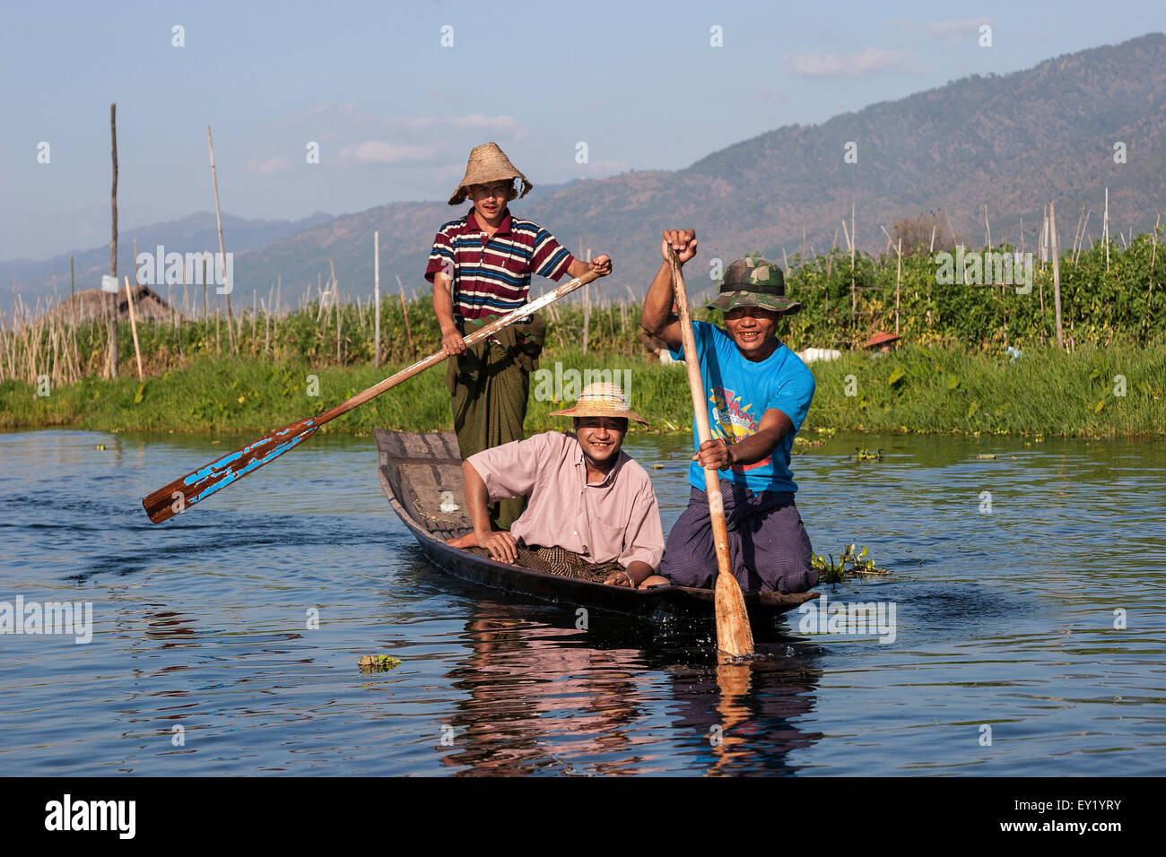 Floating gardens behind hi-res stock photography and images - Alamy