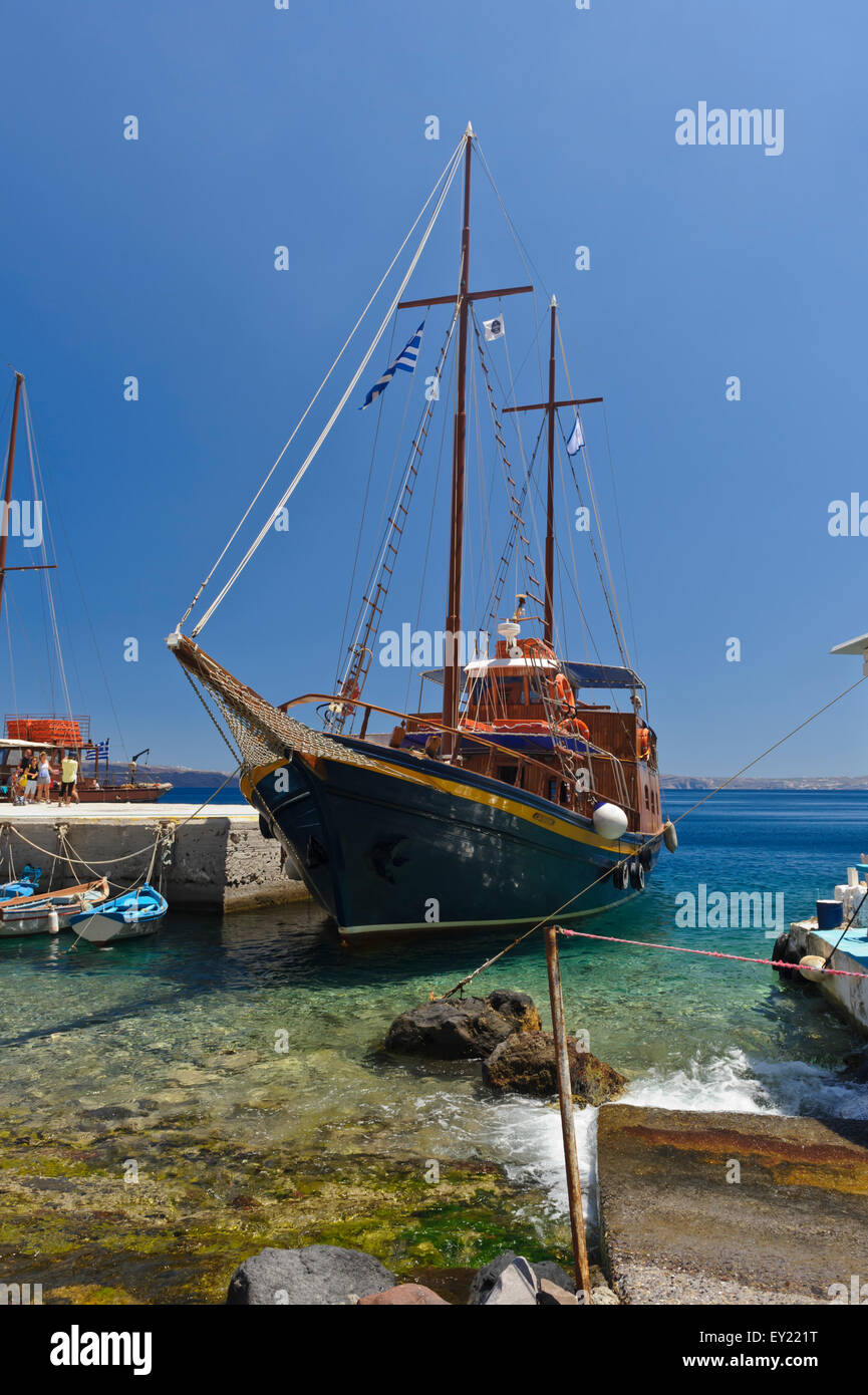 Therasia hi-res stock photography and images - Alamy