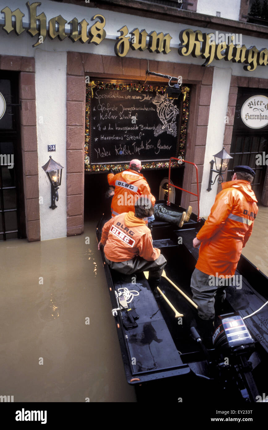 Europe, Germany, Cologne, flood of the river Rhine on January 1995, men ...