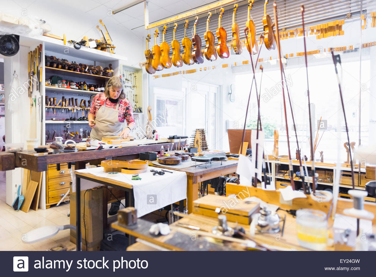 Violin Work Maker Wood Stock Photos & Violin Work Maker Wood Stock ...