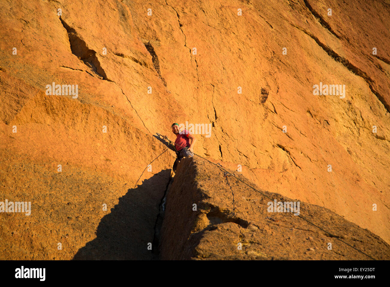 Rock climber, Smith Rock State Park, Oregon, US Stock Photo - Alamy