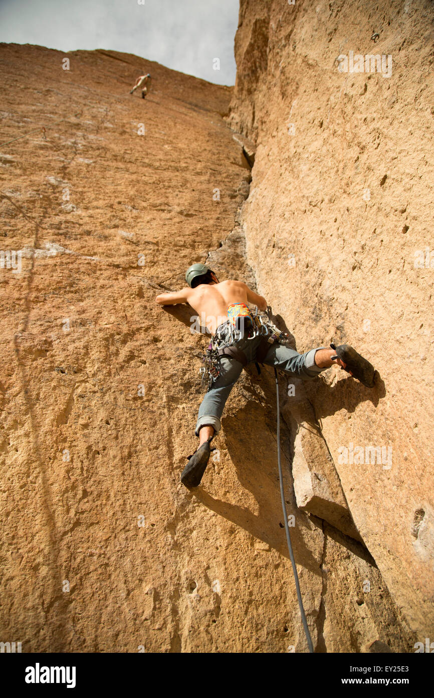 Rock climber, Smith Rock State Park, Oregon, US Stock Photo - Alamy