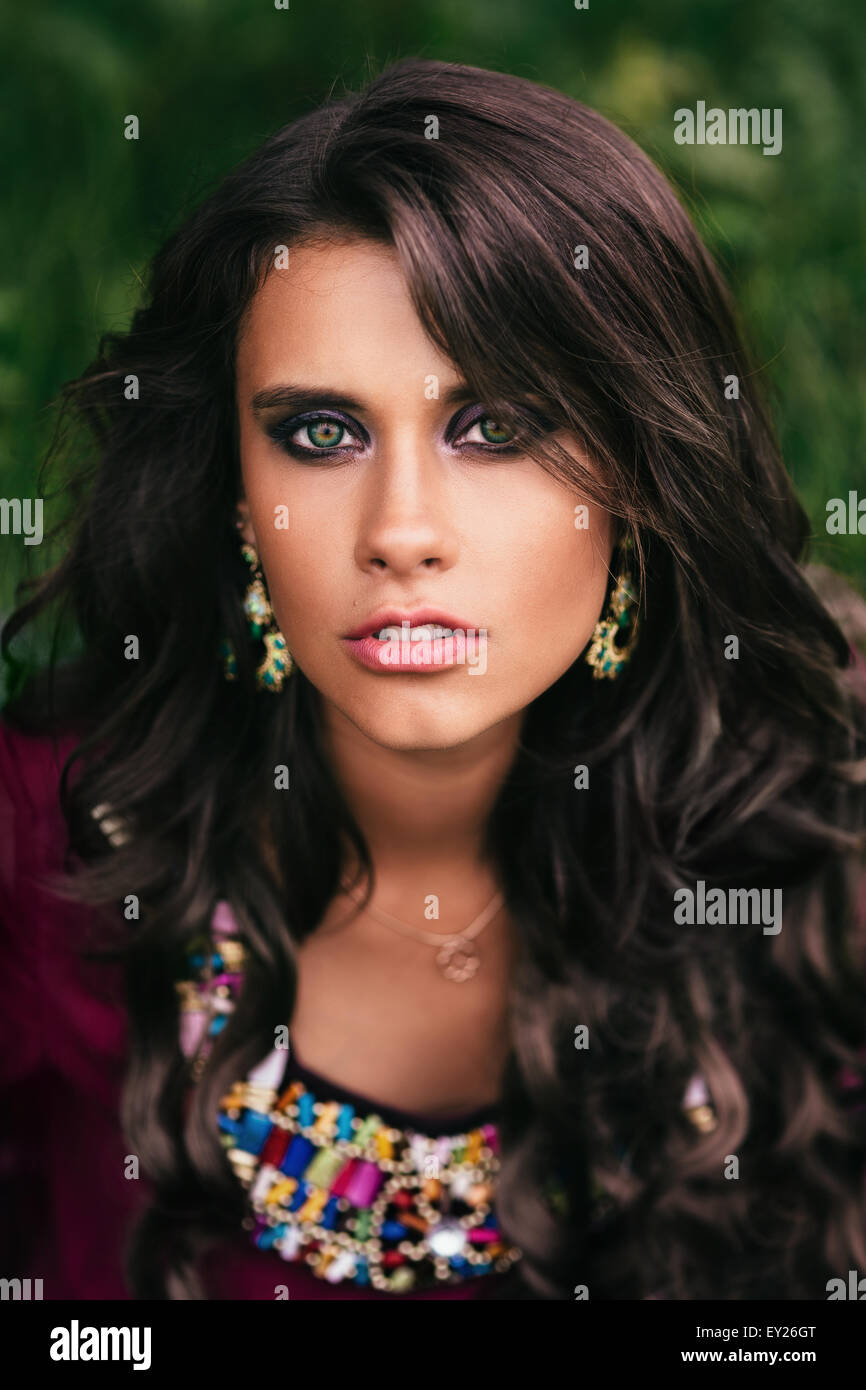 Portrait of a beautiful girl gypsy Stock Photo - Alamy