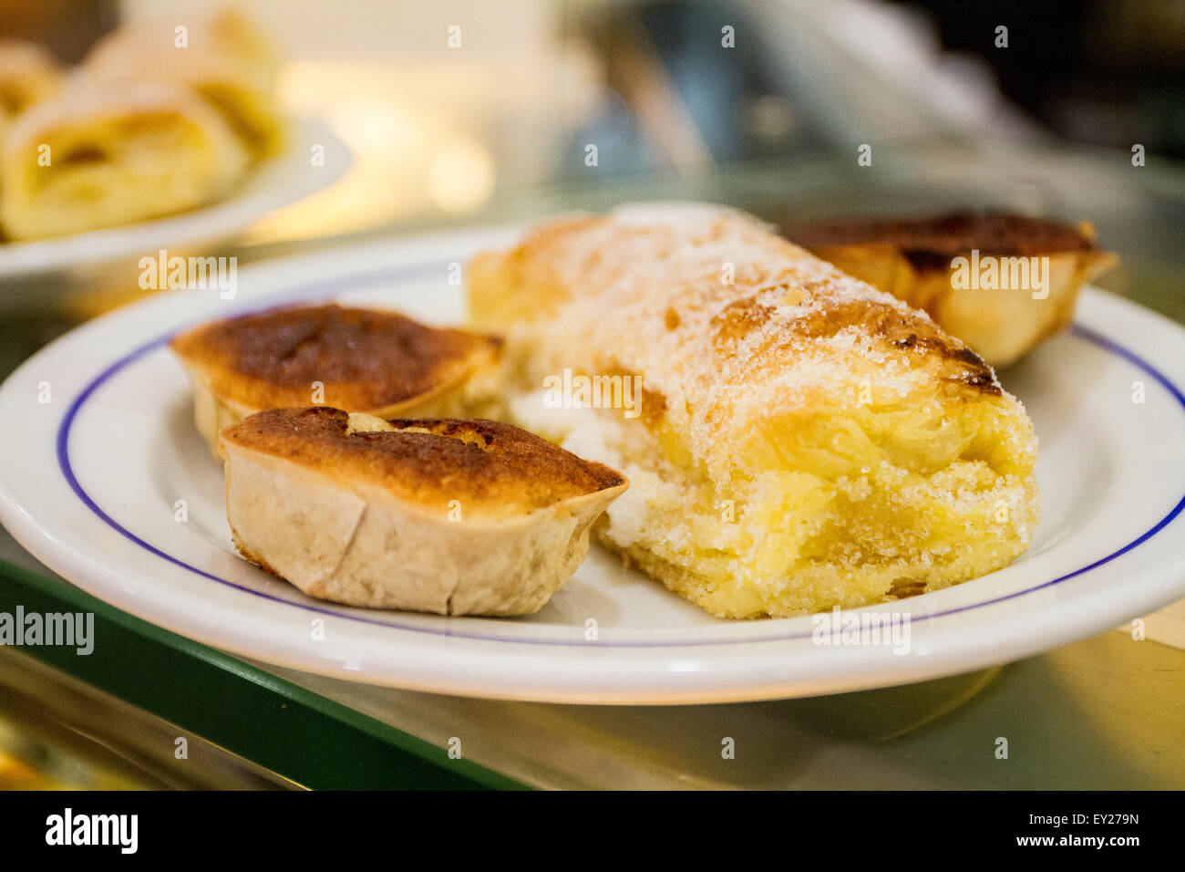 Sintra food hi-res stock photography and images - Alamy