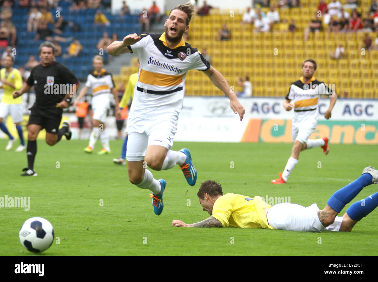 From left Justin Eilers of Dresden and Martin Fillo of Teplice in ...