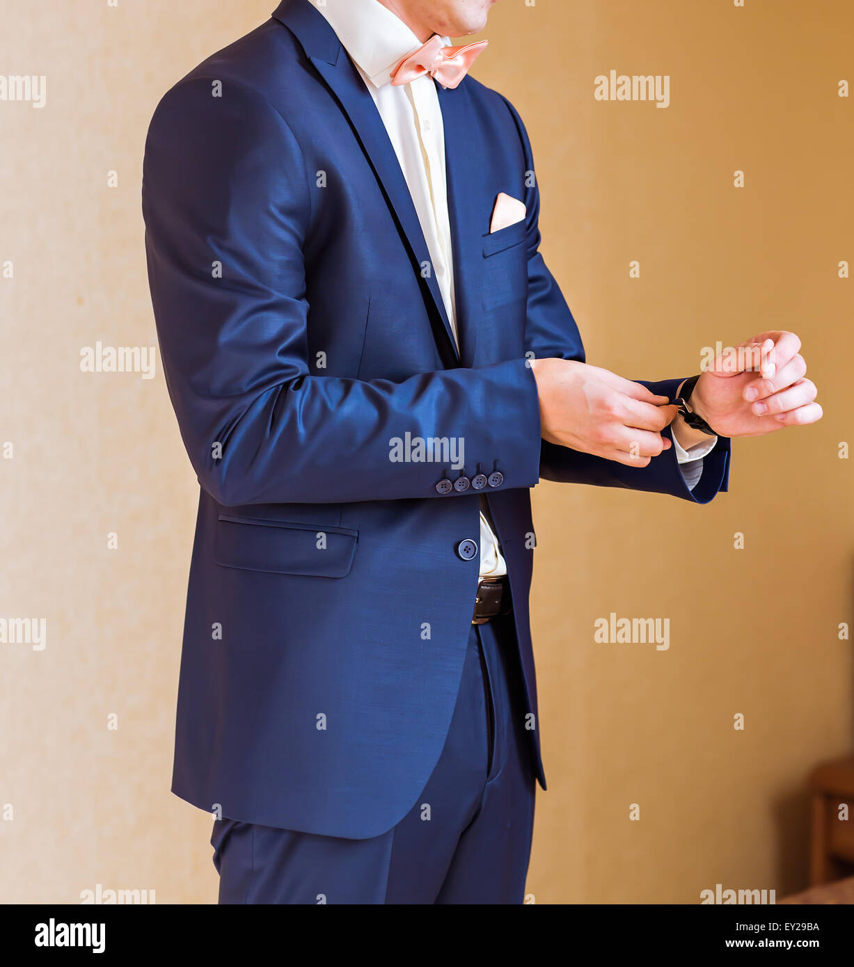 men's hand with a watch Stock Photo - Alamy