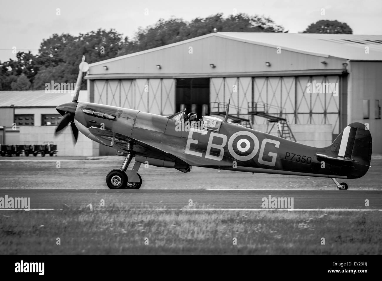 Battle Of Britain Spitfire Black and White Stock Photos & Images - Alamy
