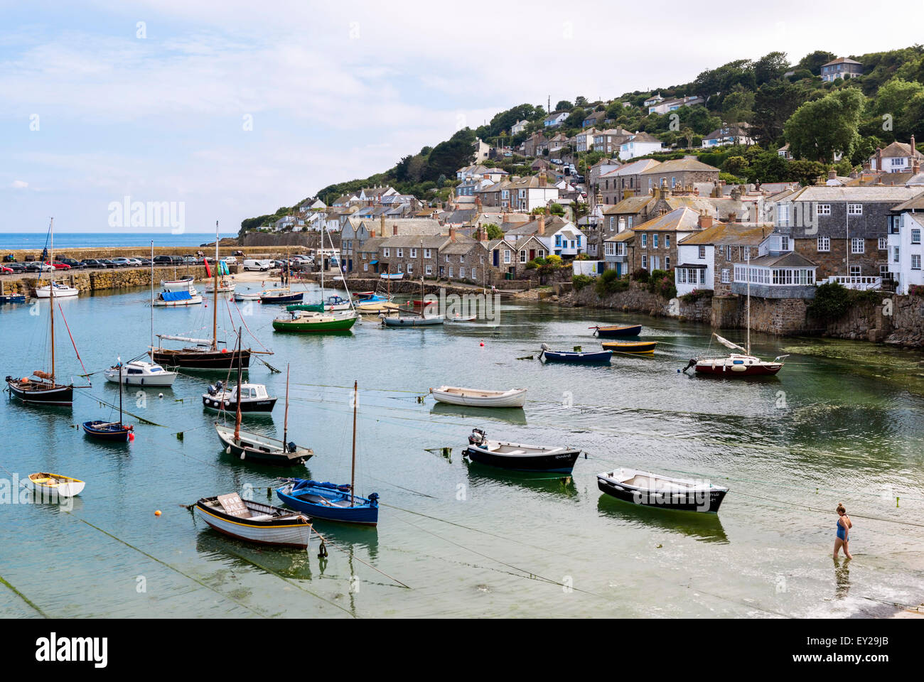 Mousehole hi-res stock photography and images - Alamy