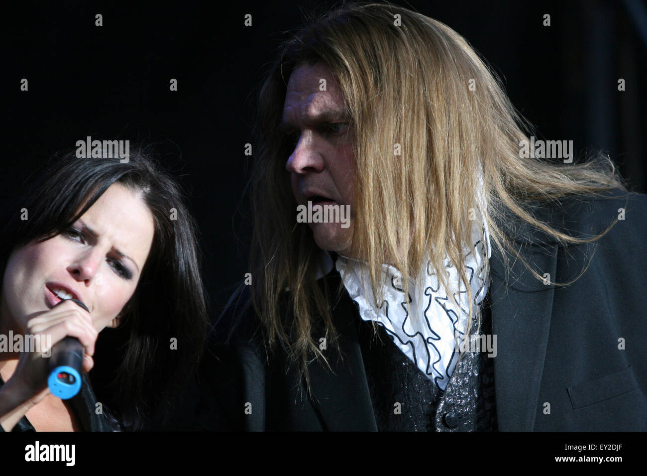 Aspen miller hi-res stock photography and images - Alamy