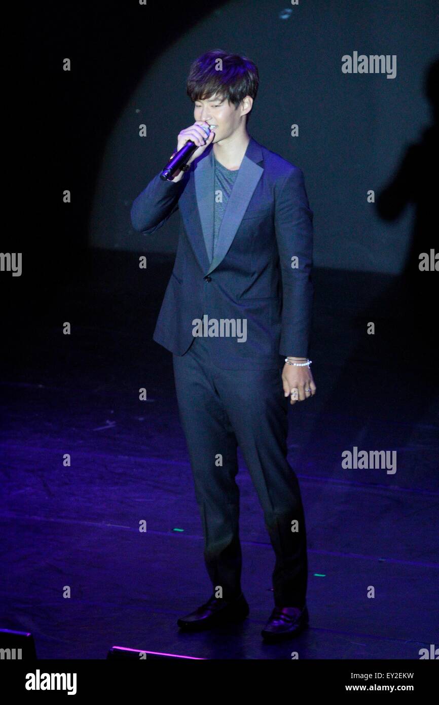 Taipei, Taiwan, China. 19th July, 2015. Jae-lim Song attends the fans ...