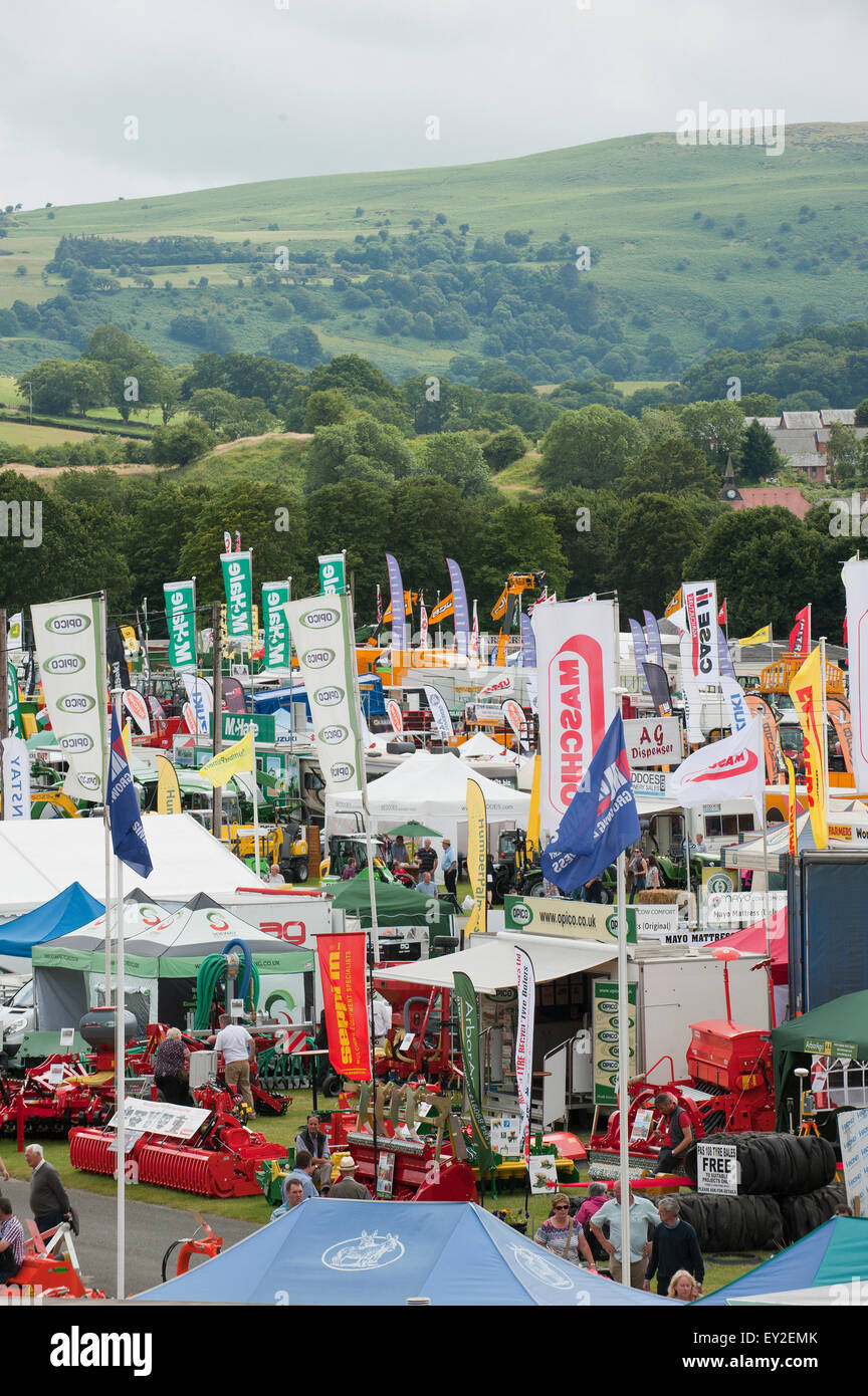 Llanelwedd,, Powys, UK. 20th July 2015. Exhibitors stands cram the ...
