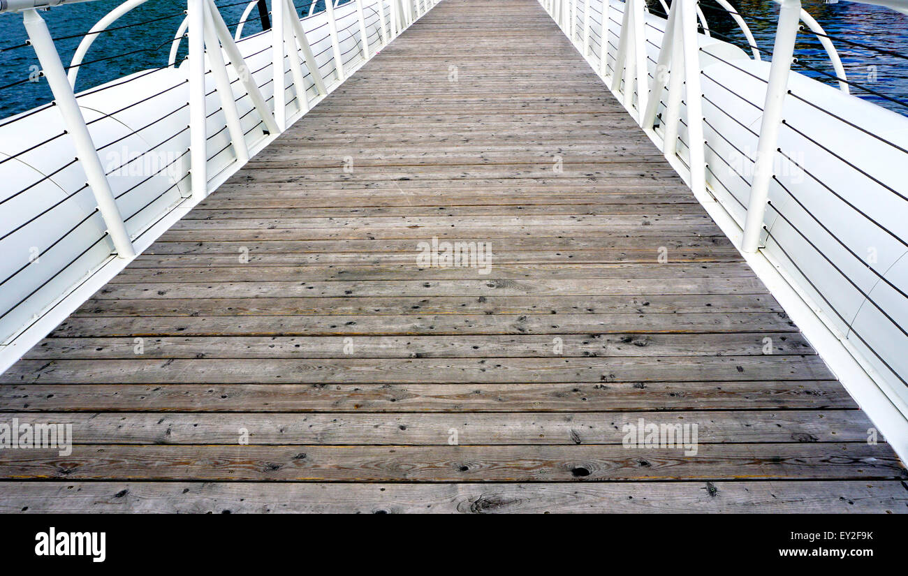 Wooden floor bridge and white railing over Danube river Stock Photo - Alamy