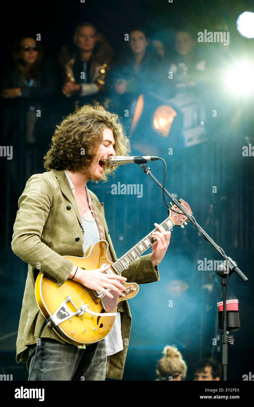 Hozier plays Glastonbury Festival at Worthy Farm on 28/06/2015 at ...