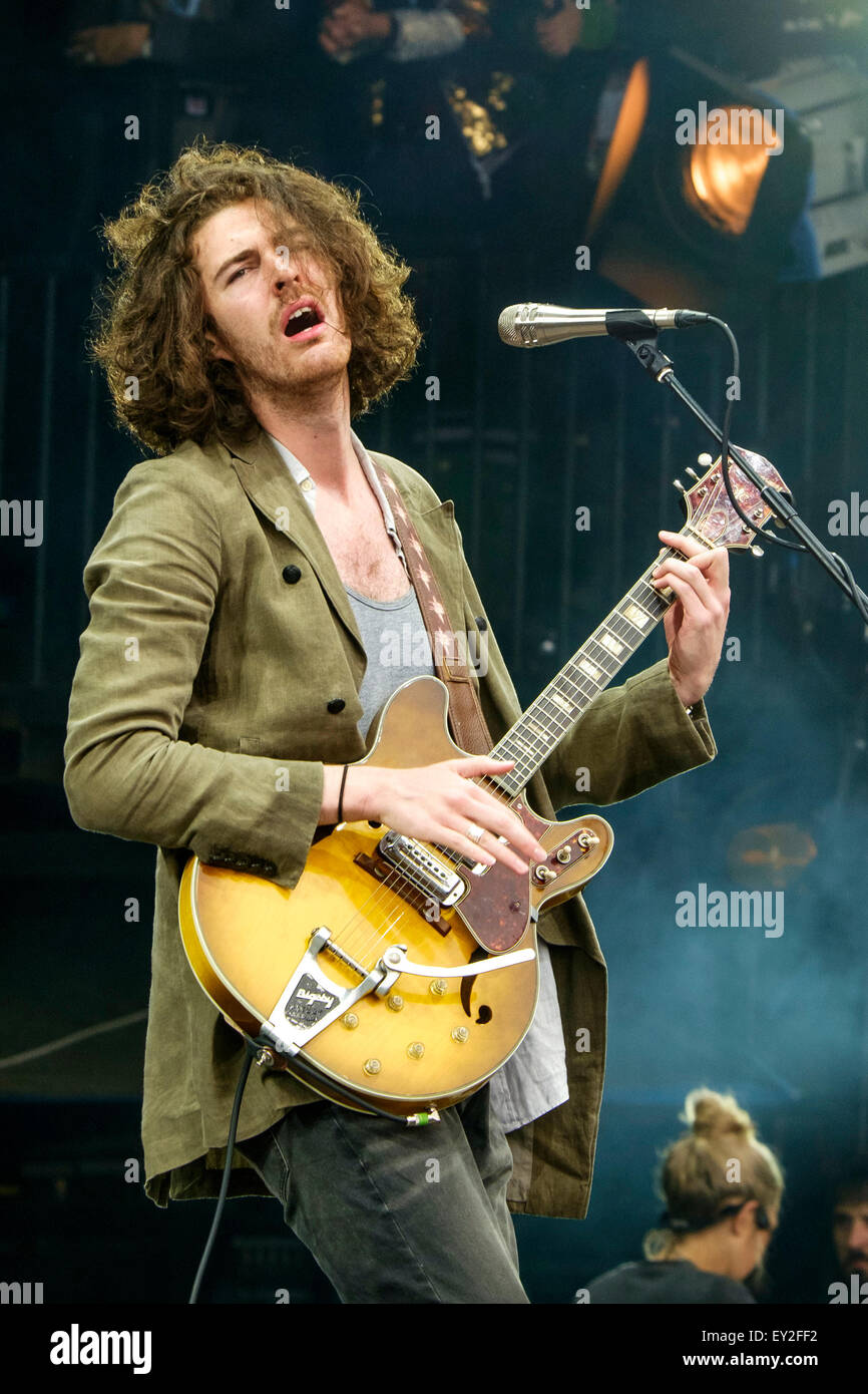 Andrew hozier hi-res stock photography and images - Alamy
