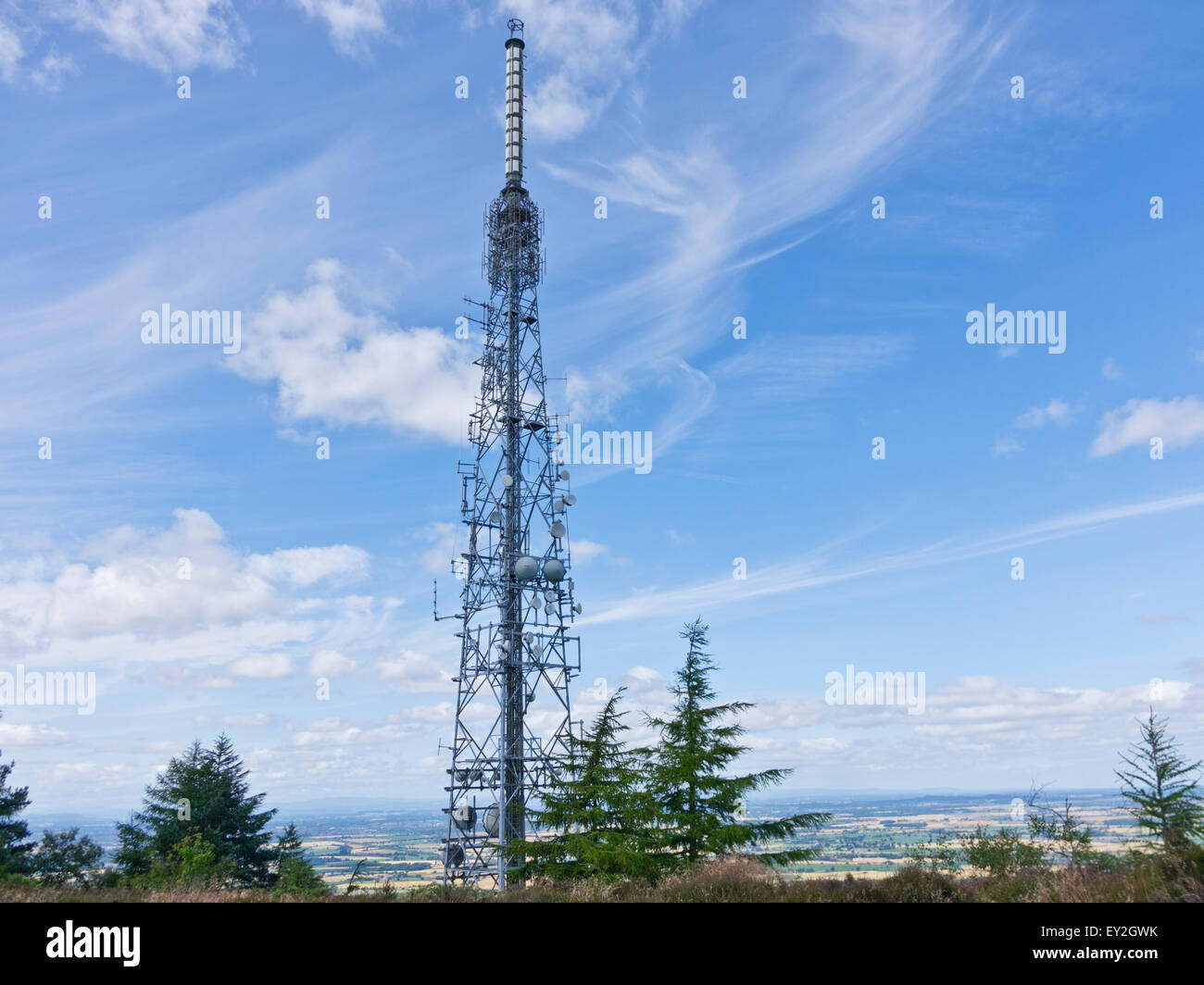 Phone mast hi-res stock photography and images - Alamy
