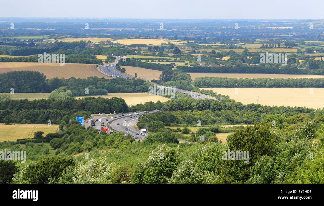 M40 Motorway Passing through the Chiltern Hills in Southern Oxfordshire ...