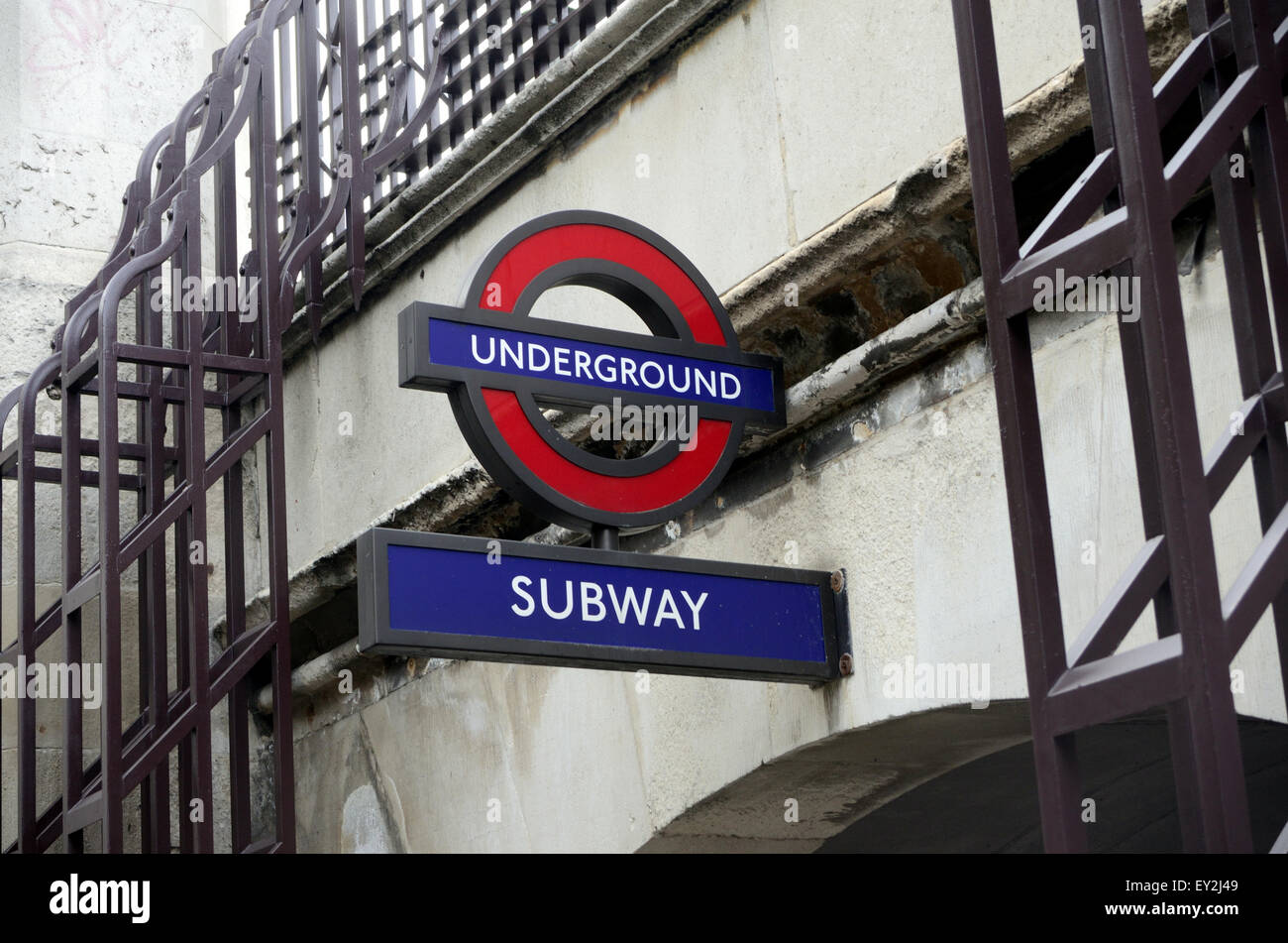 A London underground sign at Westminster underground station Stock ...