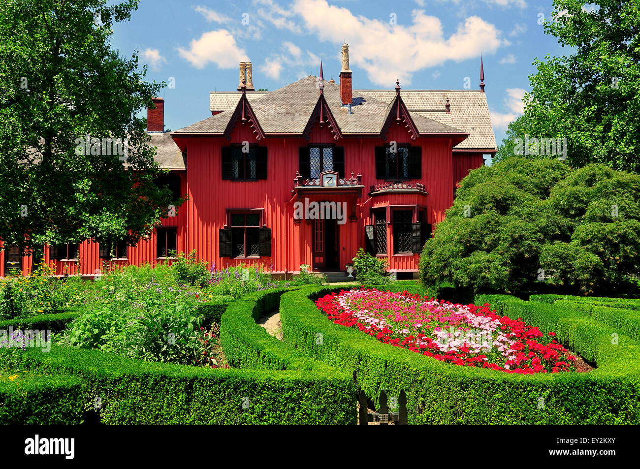 Woodstock, Connecticut: 1846 Roseland Cottage built in Gothic Revival ...