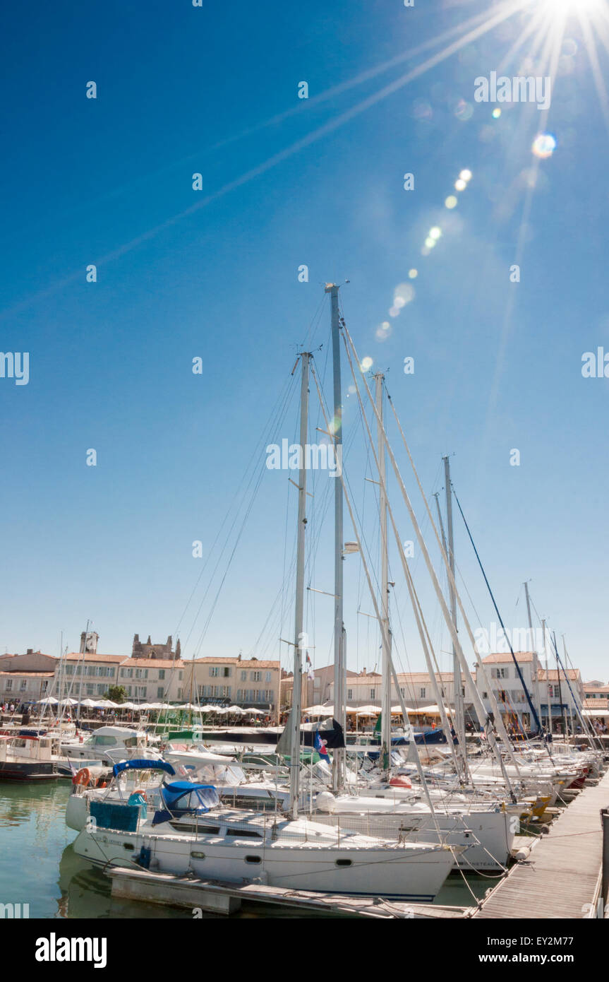 Il de re harbour hi-res stock photography and images - Alamy