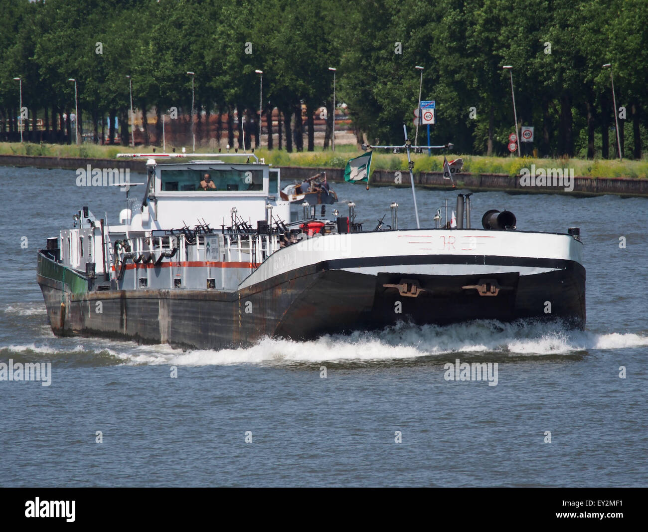 The Colonia, with ENI 02317695, is a container ship operating on the ...